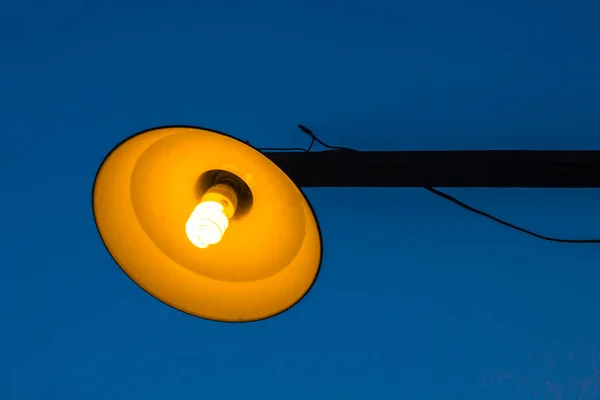 Circulation light fotos de stock, imágenes de Circulation light sin ...