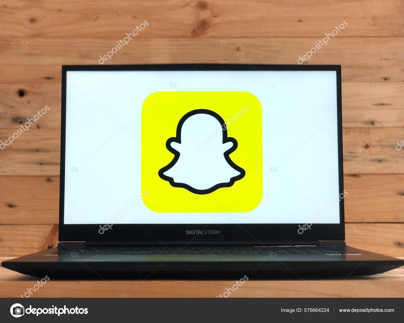 Malang Indonesia Jun 1Th 2022 Snapchat Logo App Laptop Screen – Stock ...