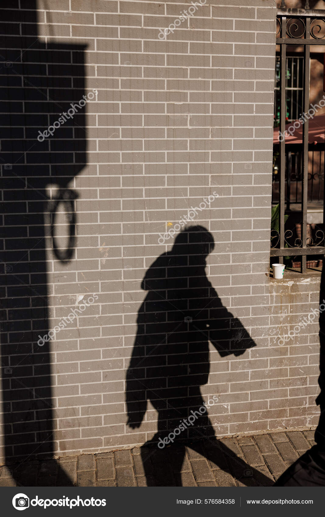 Vertical Shot Person Shadow Sunny Brick Wall Shanghai China — Stock ...