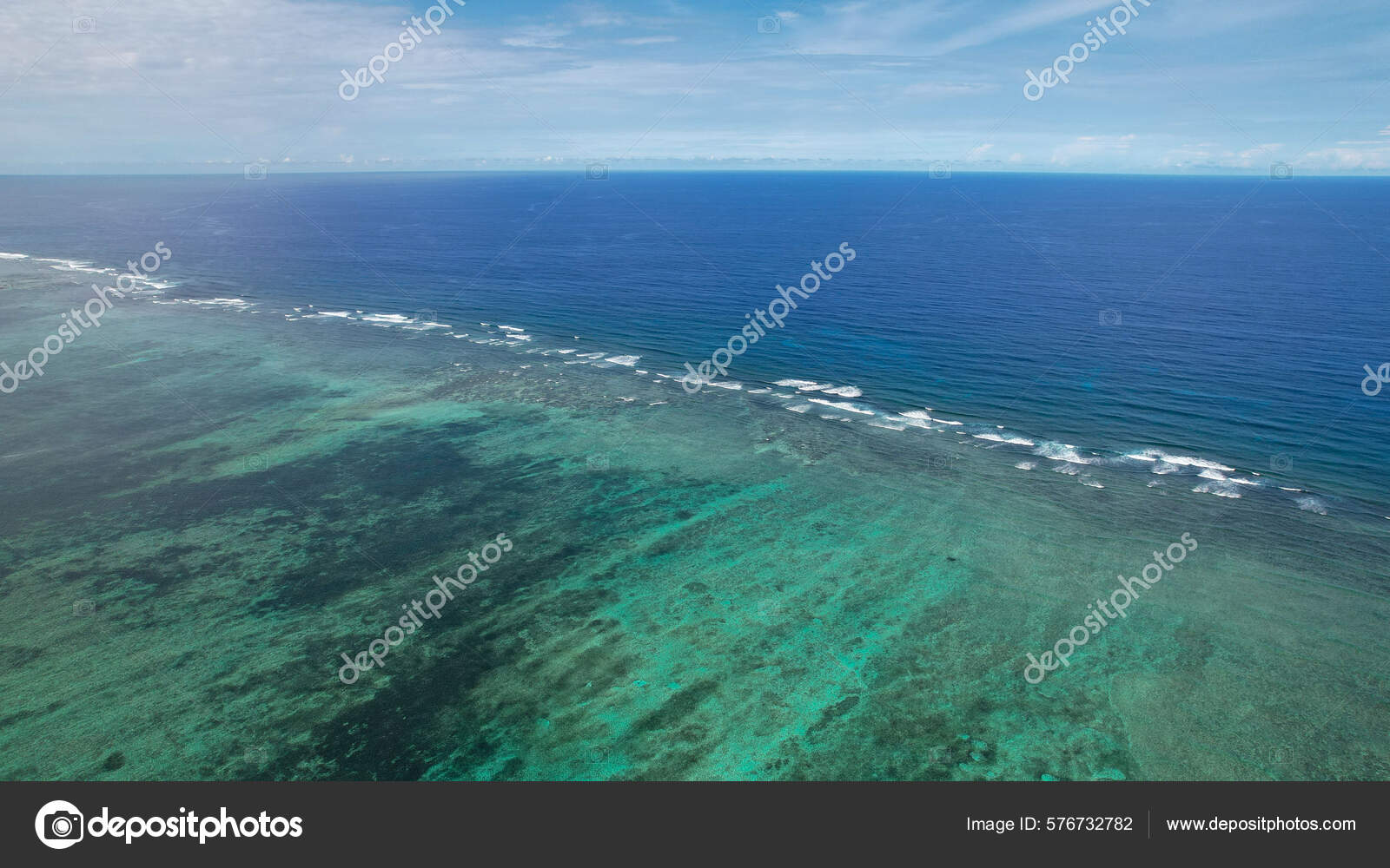 Aerial View Pacific Ocean Philippines — Stock Photo © wirestock ...
