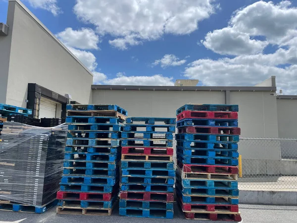 Walmart truck Stock Photos, Royalty Free Walmart truck Images ...