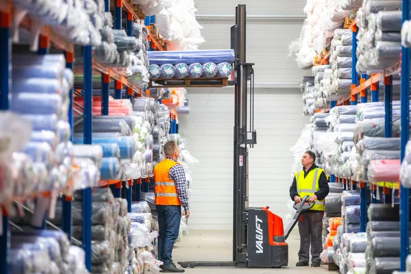 Fotos de Work wearhouse, Imagens de Work wearhouse sem royalties ...