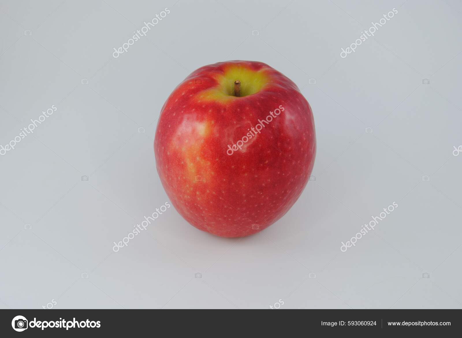 Isolated Red Apple White Background — Stock Photo © wirestock_creators ...
