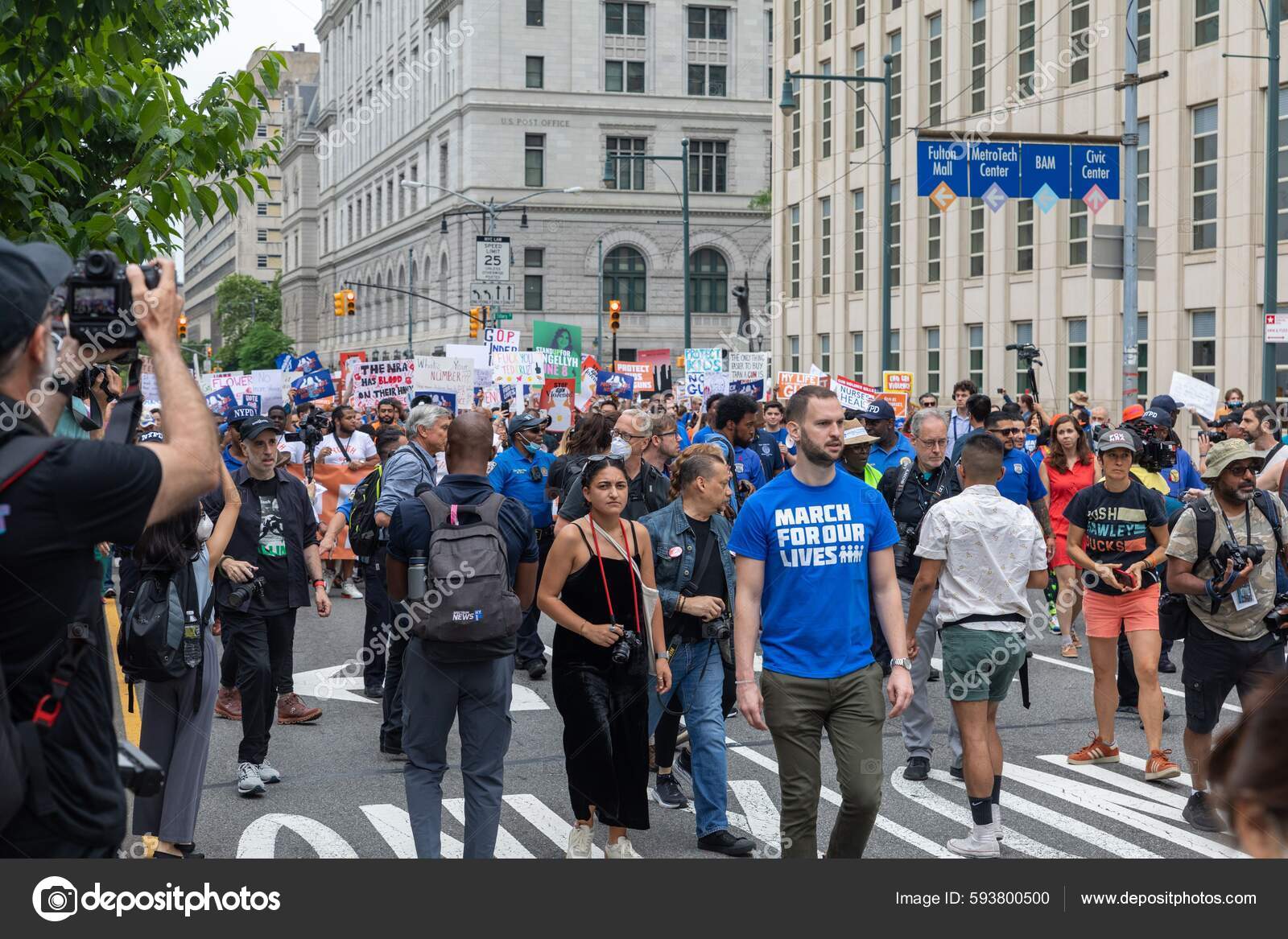 Large Crowd Protesting Guns Walking Cadman Plaza Brooklyn Brooklyn ...