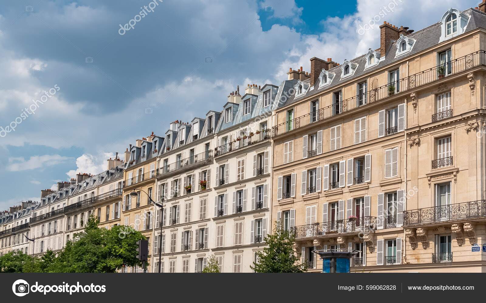 Paris Beautiful Building Center Typical Parisian Facade Place Nation ...