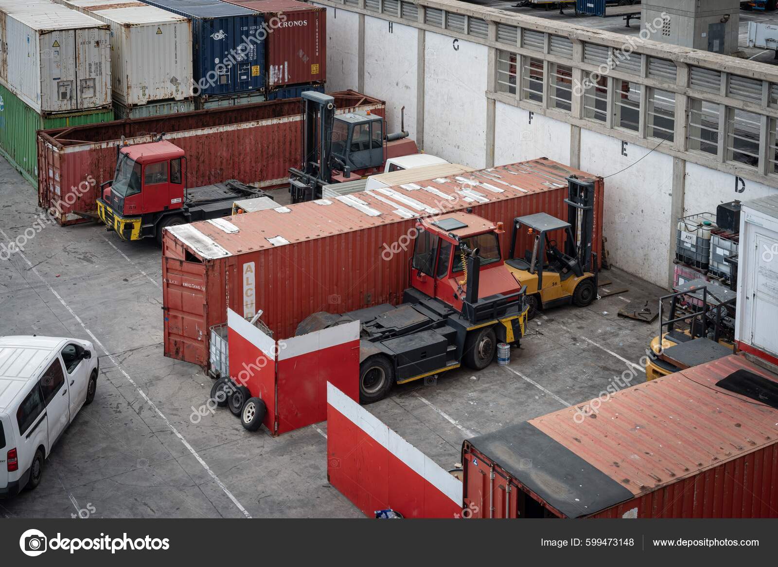Port Barcelona Loading Unloading Dock Container Trucks Trailers — Stock ...