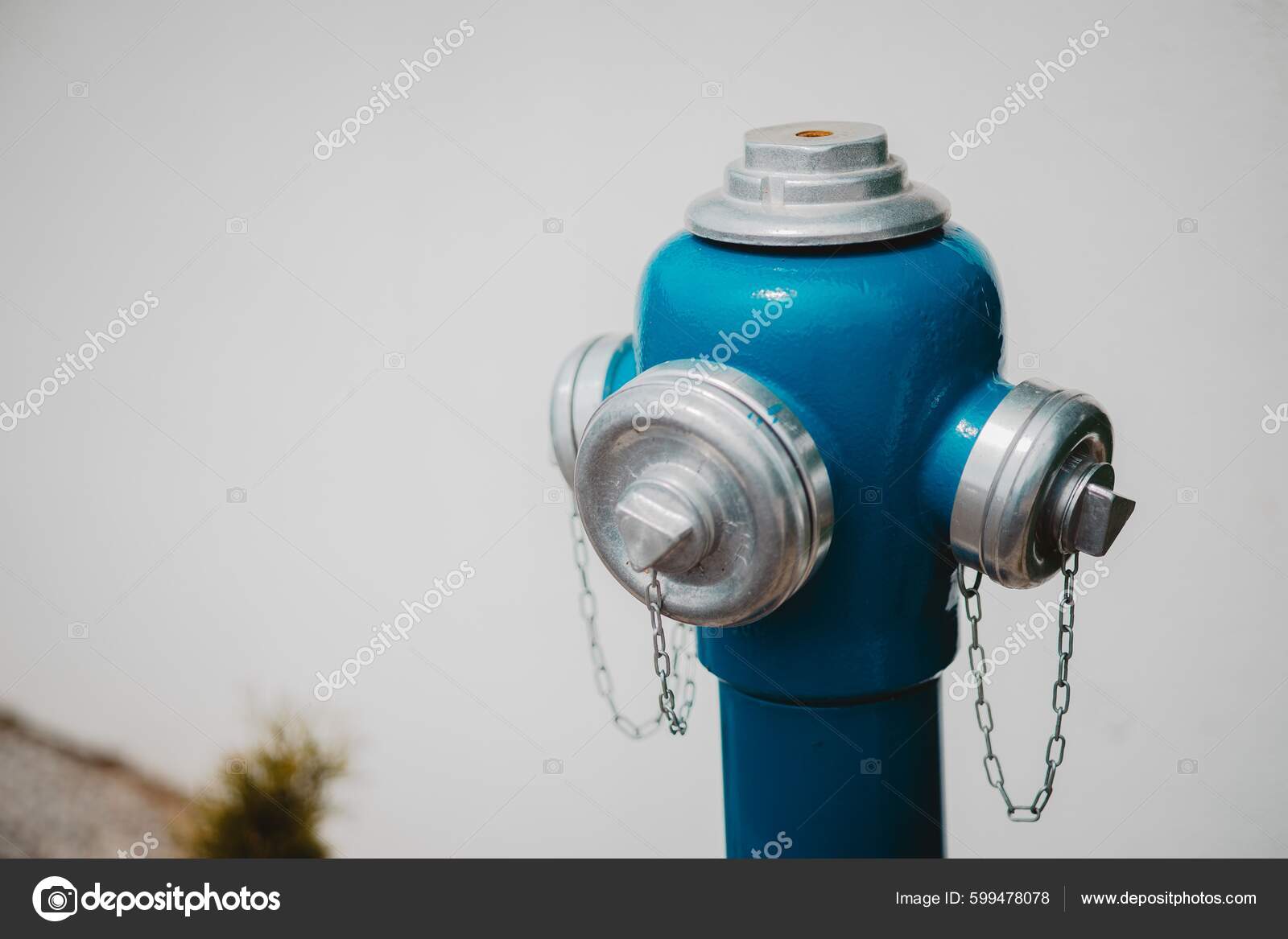Closeup Shot Details Blue Silver Fire Hydrant — Stock Photo © wirestock ...