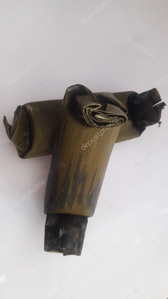 arem arem es un alimento típico de Java Central - Indonesia en forma de ...