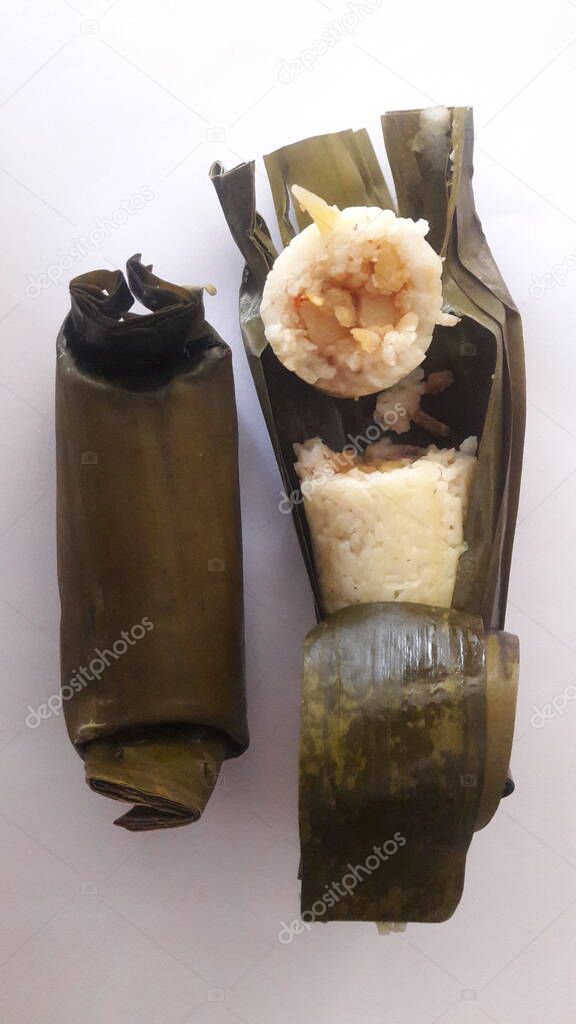 arem arem es un alimento típico de Java Central - Indonesia en forma de ...