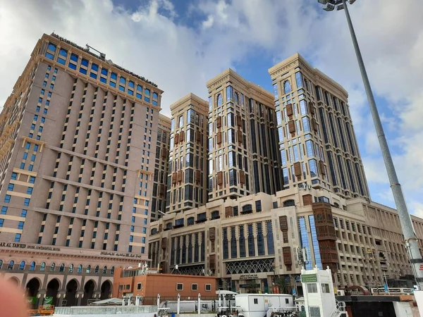 Saudi arabia building Stock Photos, Royalty Free Saudi arabia building ...