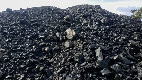 Coal deposit Stock Photos, Royalty Free Coal deposit Images | Depositphotos