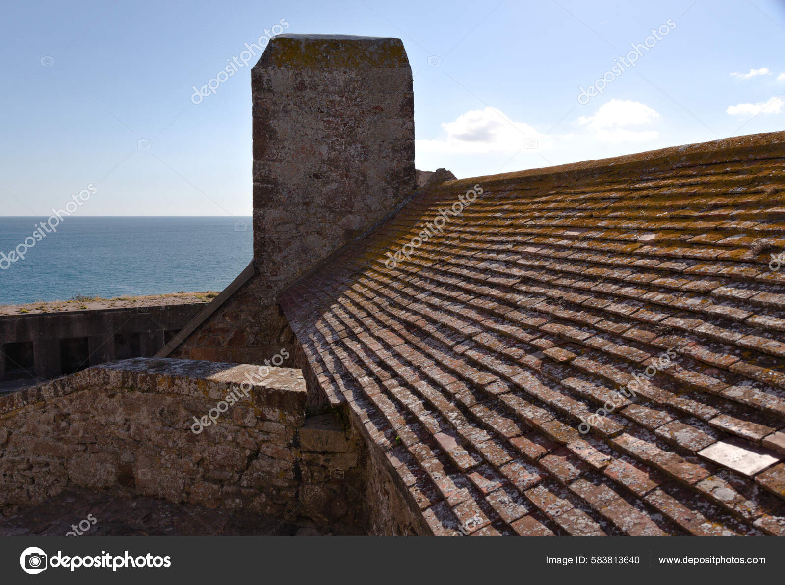 Rooftop Elizabeth Castle Stock Photo by ©dynamixx 583813640