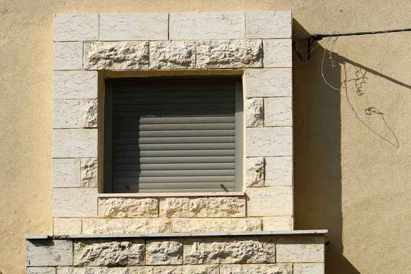 Small window Stock Photos, Royalty Free Small window Images | Depositphotos