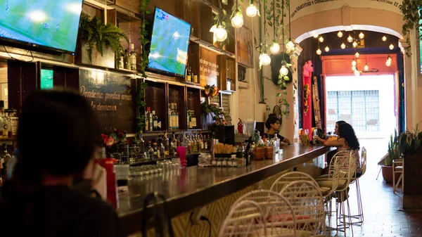 El bar Stock Photos, Royalty Free El bar Images | Depositphotos