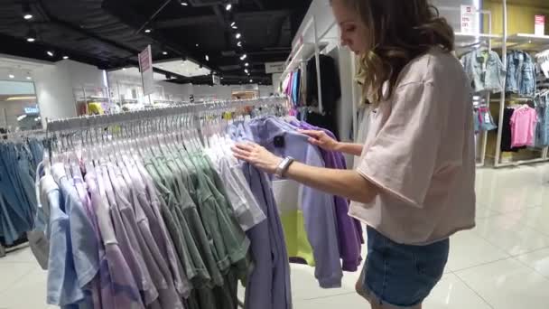 7,516 Saison de remise Videos, Royalty-free Stock Saison de remise ...