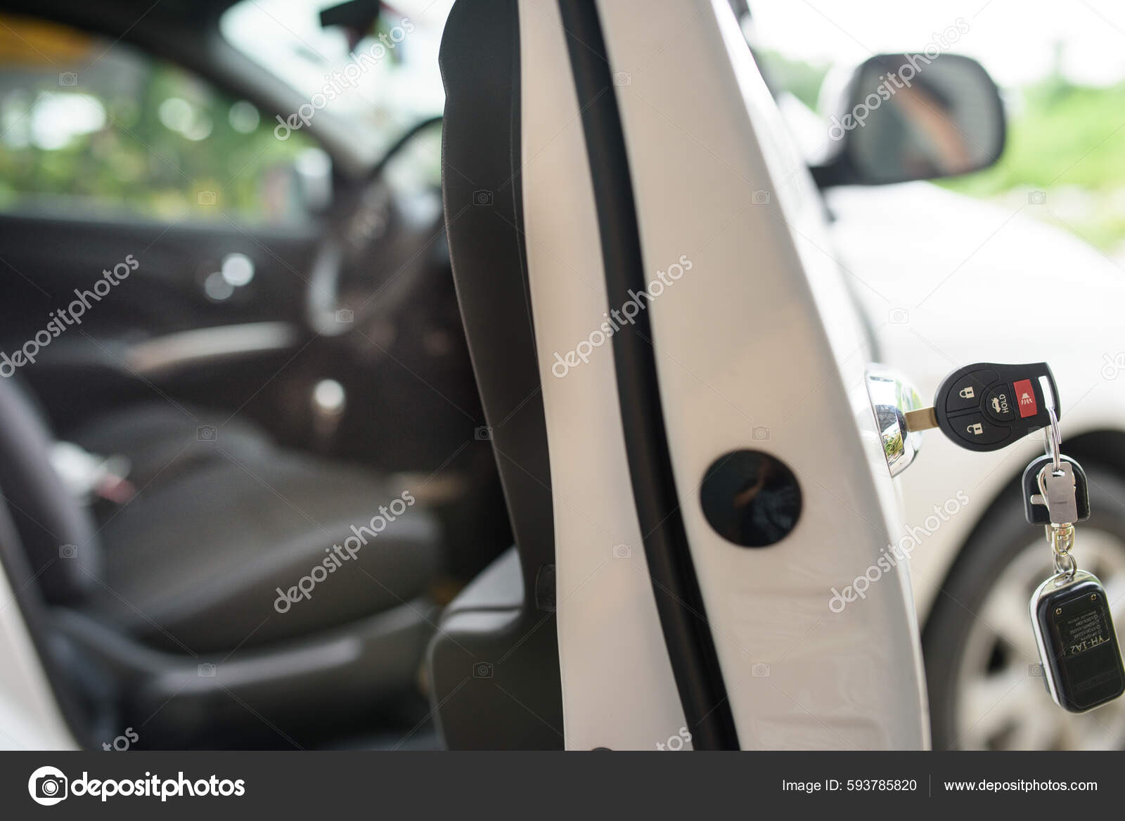 Car Keys Left Lock Parking Lot — Stock Photo © Otakesang #593785820