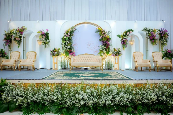 Oliy majlis Stock Photos, Royalty Free Oliy majlis Images | Depositphotos