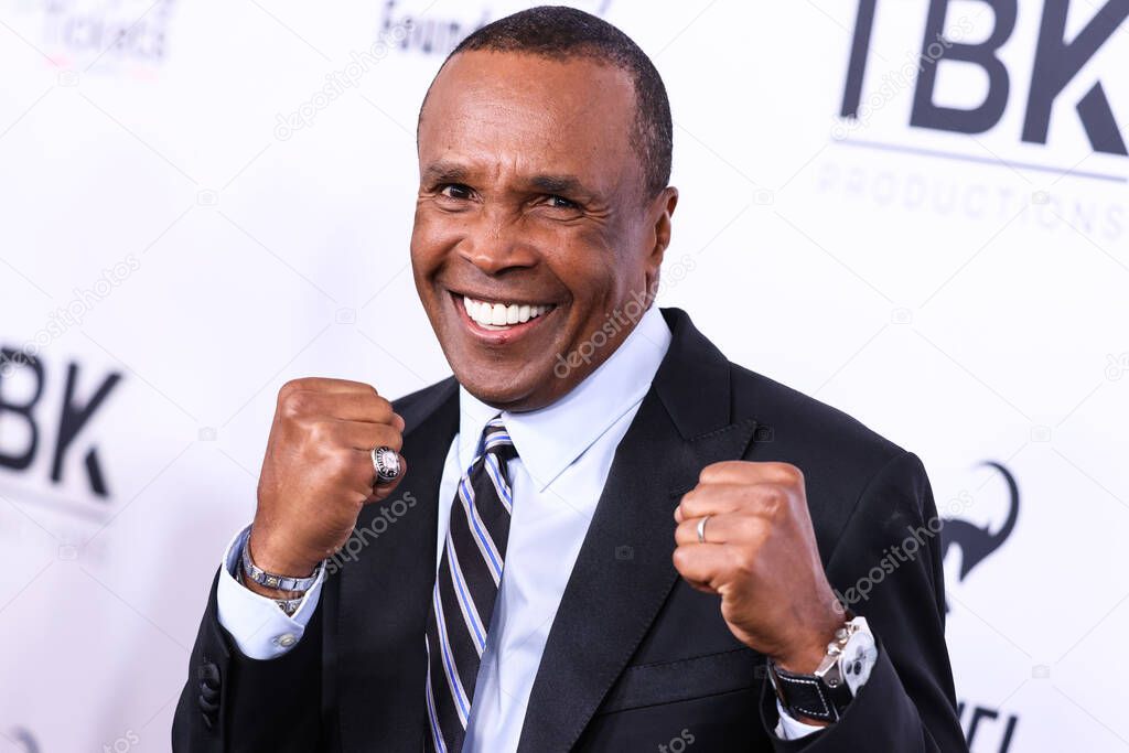 American former professional boxer Sugar Ray Leonard arrives at the ...