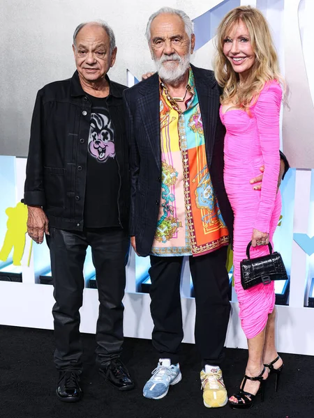 Cheech Marin, Tommy Chong and Shelby Chong of Cheech & Chong arrive at ...