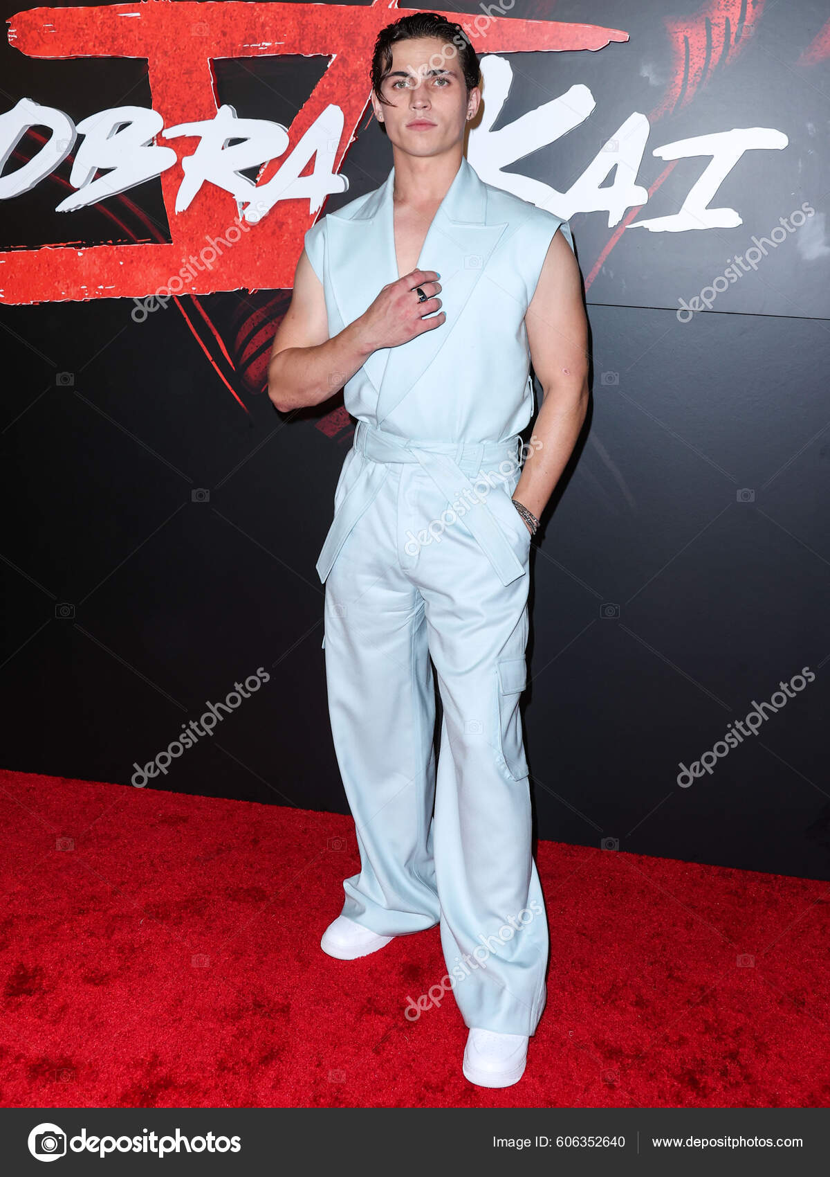 American Actor Tanner Buchanan Arrives Los Angeles Premiere Netflix's ...