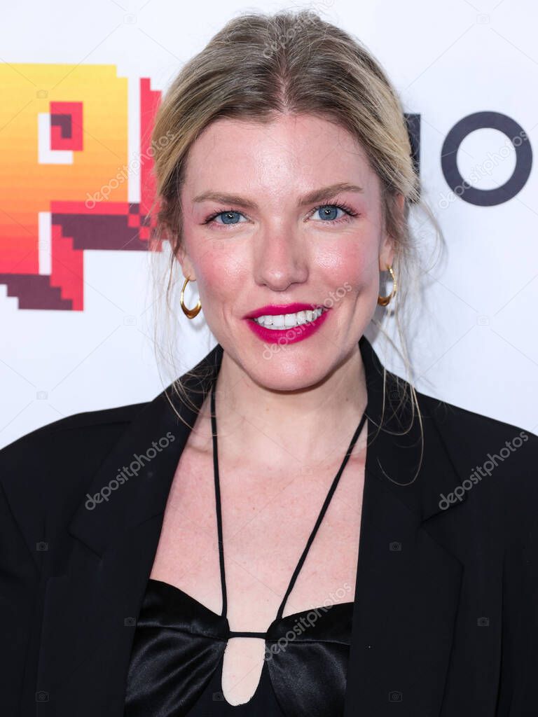 La actriz estadounidense Julia Yorks llega al estreno en Los ngeles de '1Up' de Lionsgate ...