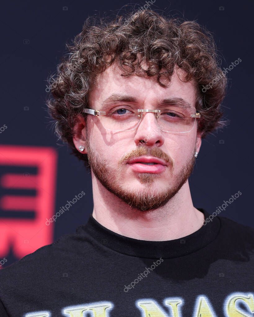 El rapero estadounidense Jack Harlow con Givenchy llega a los Premios ...