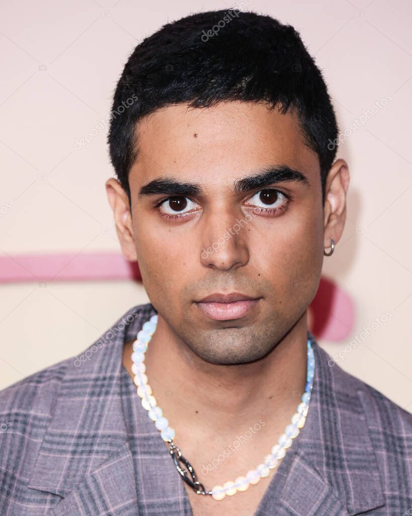 Rish Shah llega al Los Angeles Special Screening Of Netflix 's' Do ...