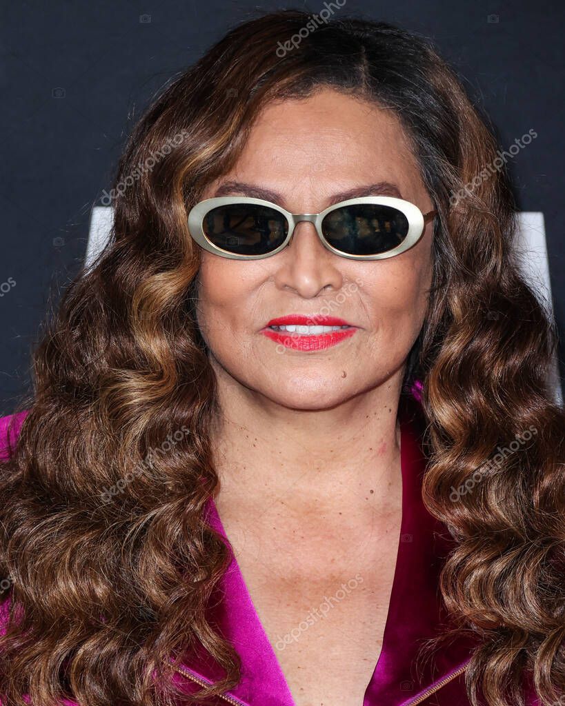 Tina Knowles llega al estreno de 'A Jazzman' s Blues 'de Netflix en el ...