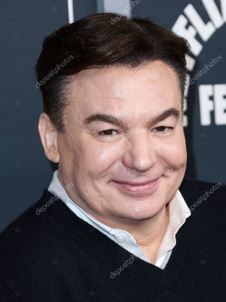 El actor canadiense Mike Myers llega a Netflix 's' The Pentaverate ...