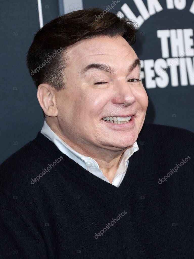 El actor canadiense Mike Myers llega a Netflix 's' The Pentaverate ...