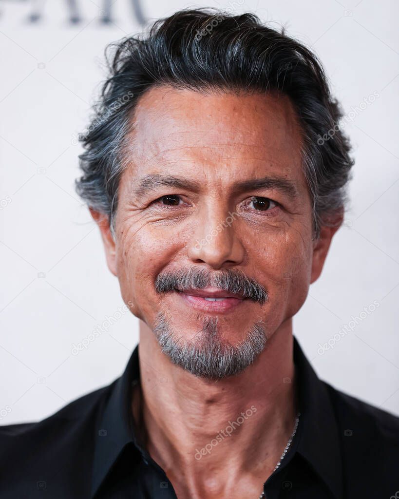 El actor estadounidense Benjamin Bratt llega al estreno de 'Dead For A ...