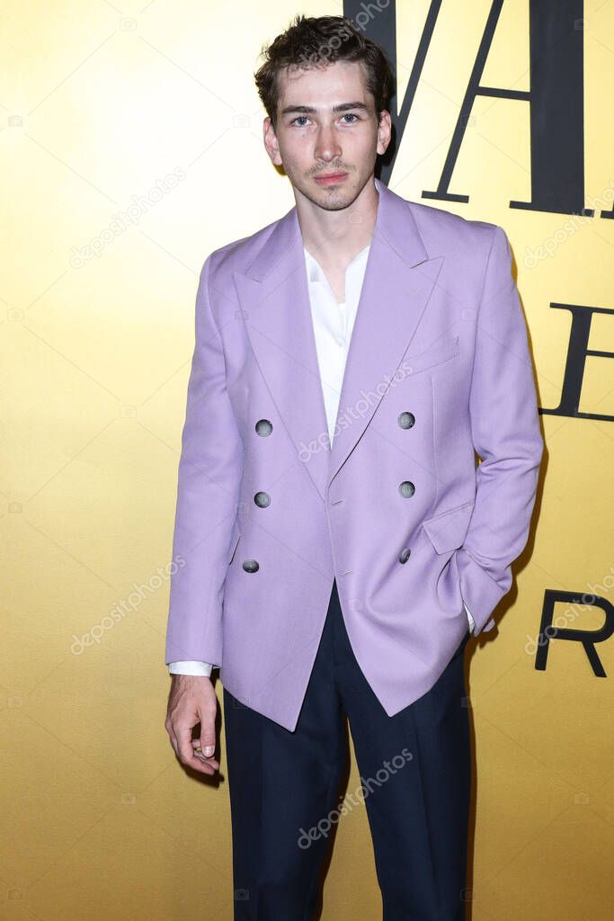 Dylan Arnold llega a Vanities Party: A Night For Young Hollywood ...