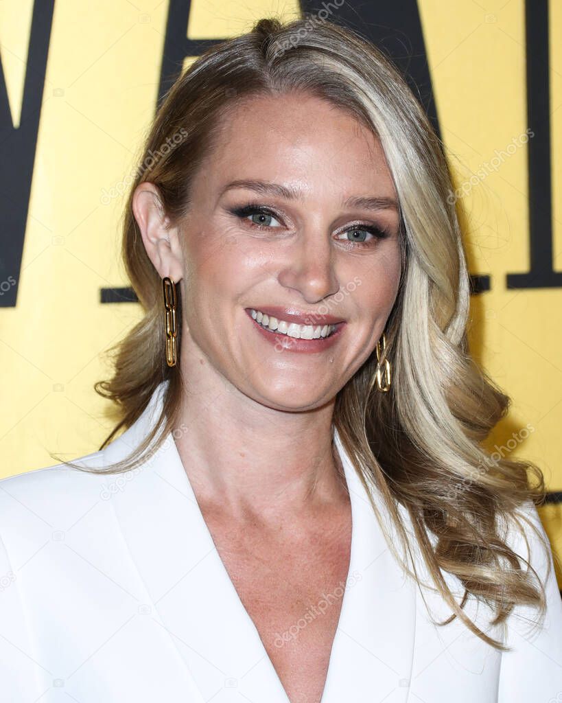 Elizabeth Gilpin llega a Vanities Party: A Night For Young Hollywood ...