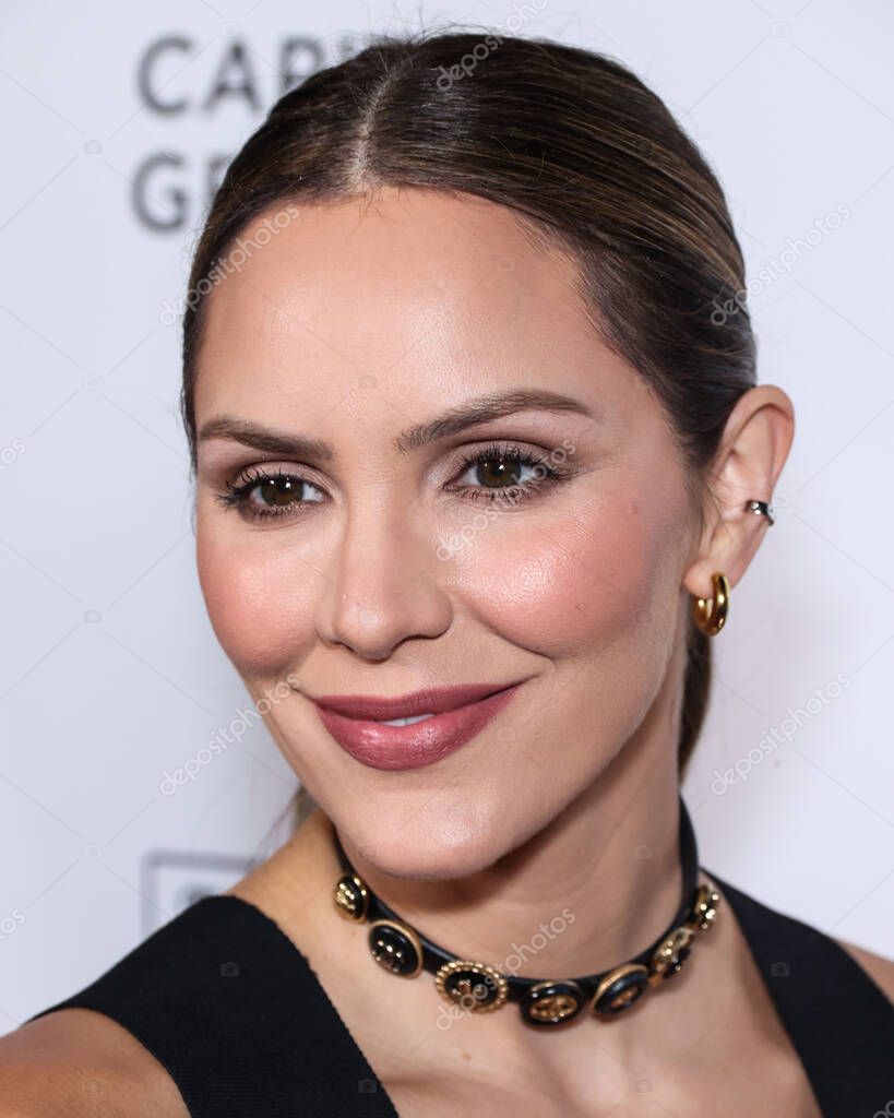 La cantante y compositora y actriz estadounidense Katharine McPhee Foster llega al séptimo baile ...