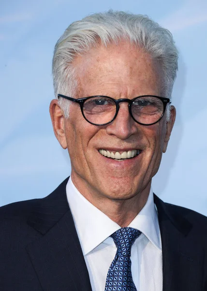 Ted Danson Arrives 2024 Musicares Person Year Honoring Jon Bon — Stock ...