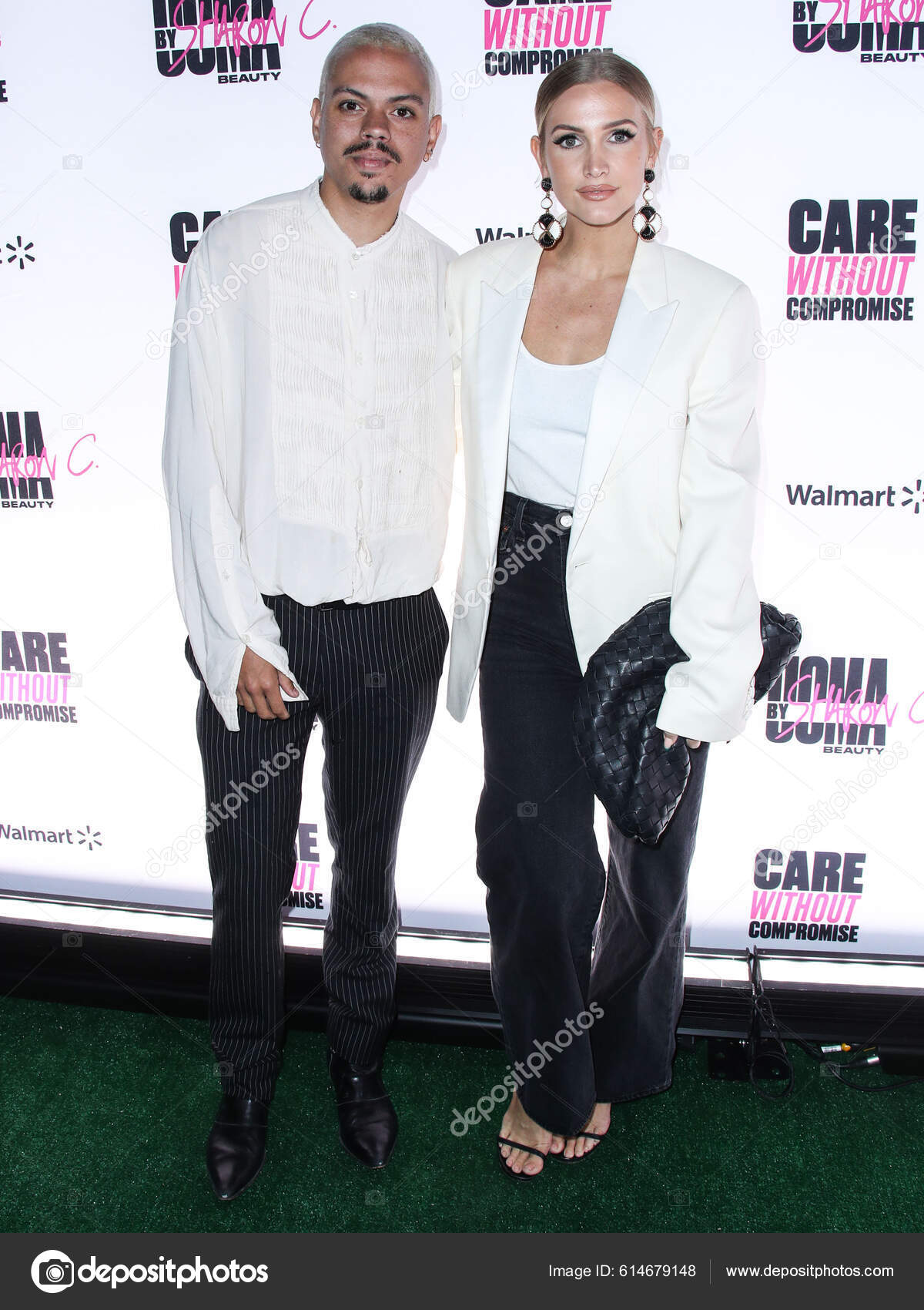 Actor Evan Ross Wife Singer Ashlee Simpson Ross Arrive Uoma – Stock ...