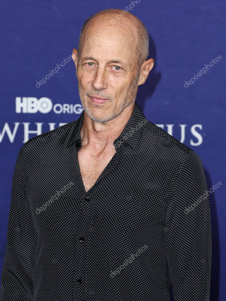 Jon Gries llega al estreno en Los Ángeles de la serie original de HBO ...