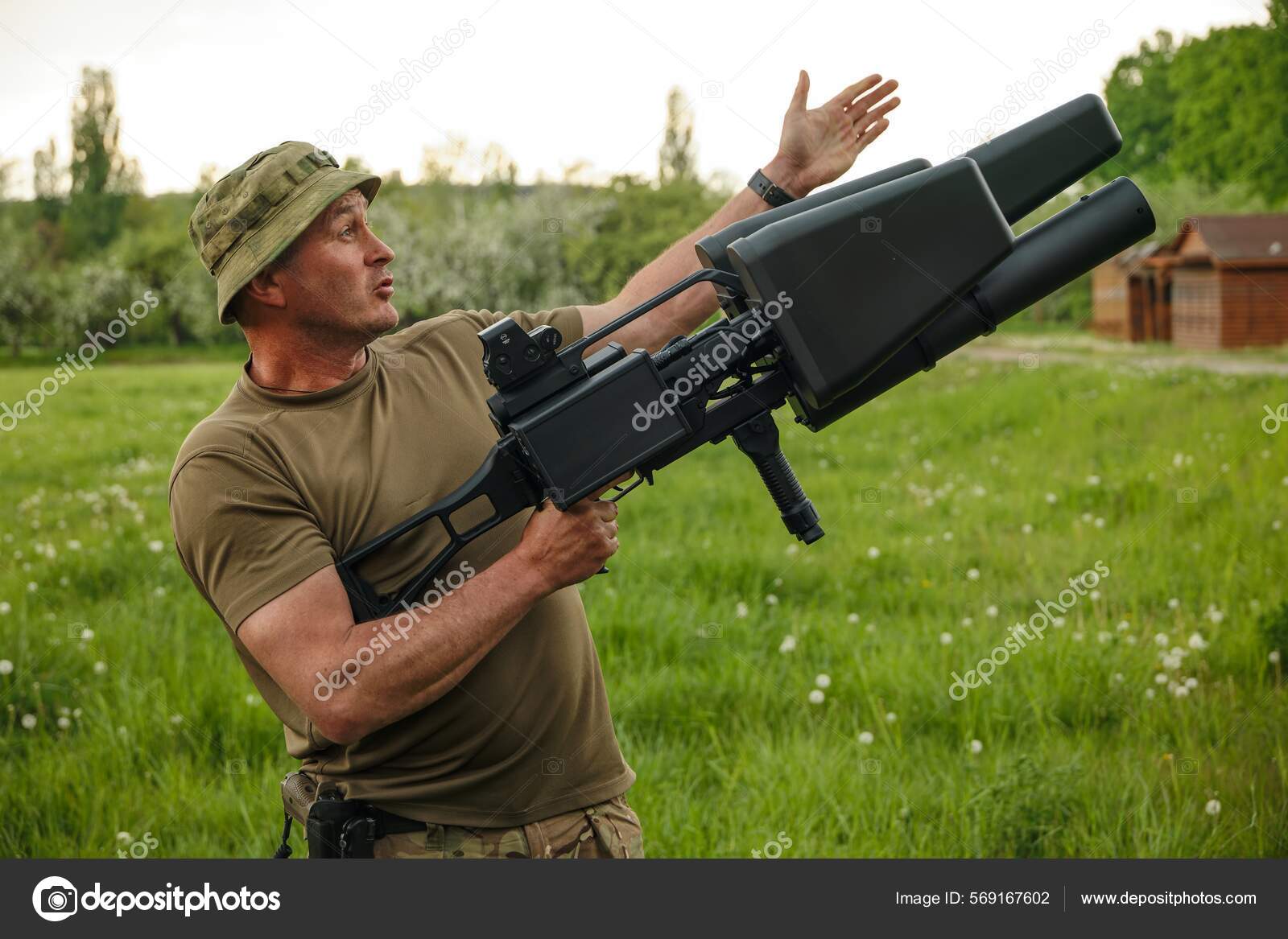 Kyiv Ukraine Ukrainian Militaries Testing Portable Antidrone Jammer ...