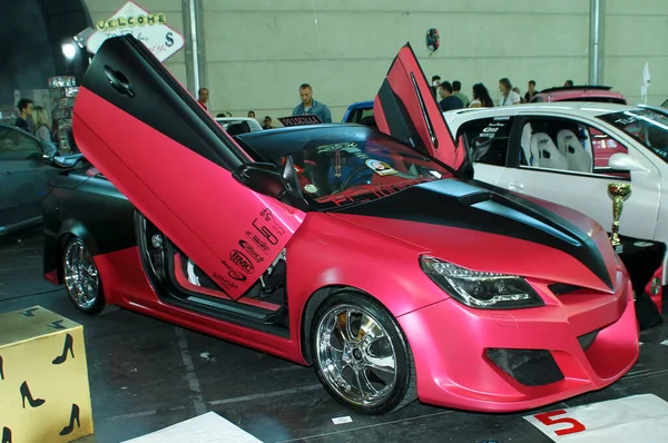 Tuning auto fotos de stock, imágenes de Tuning auto sin royalties ...