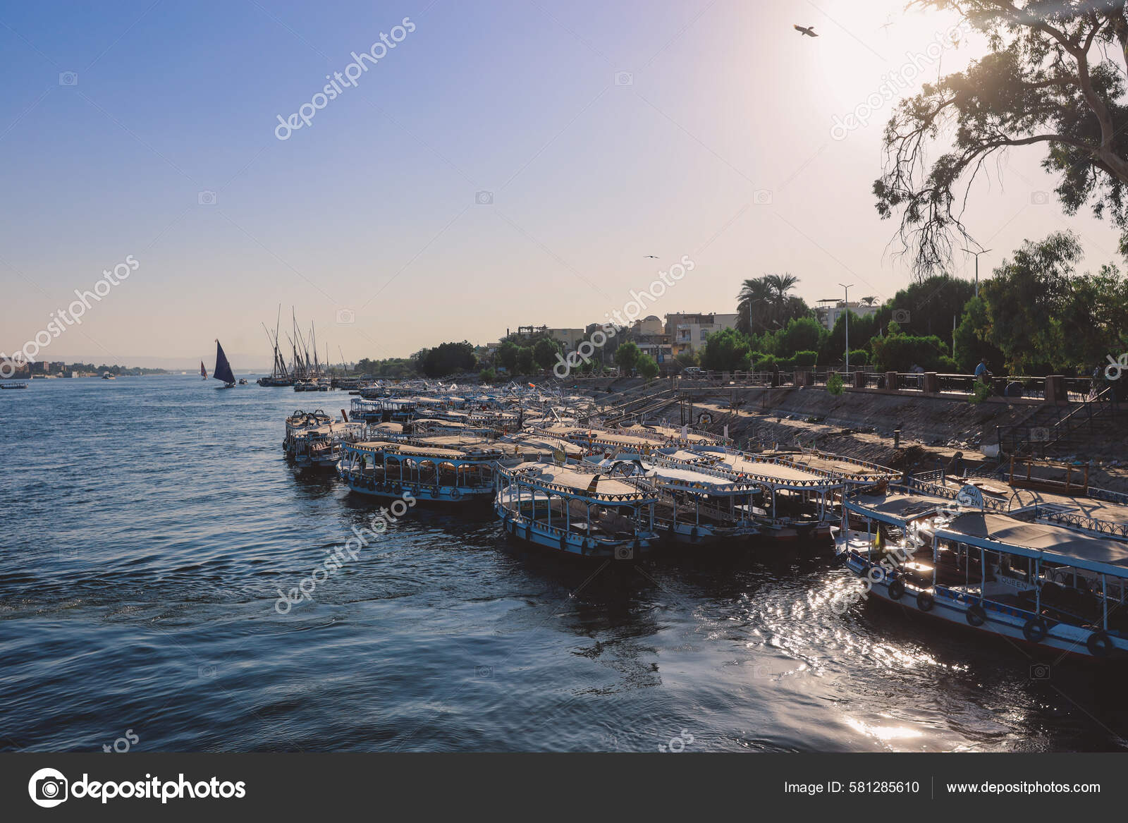 Egyptian Boat Nile River Passengers Transportation Another Riverside ...