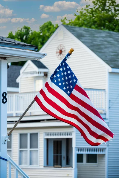 American flag house Stock Photos, Royalty Free American flag house ...