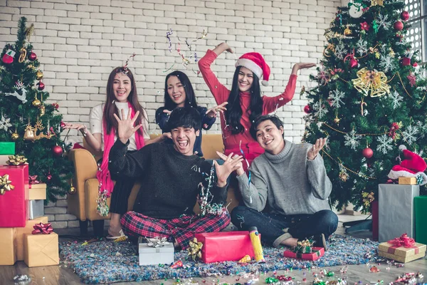 Happy asians Stock Photos, Royalty Free Happy asians Images | Depositphotos