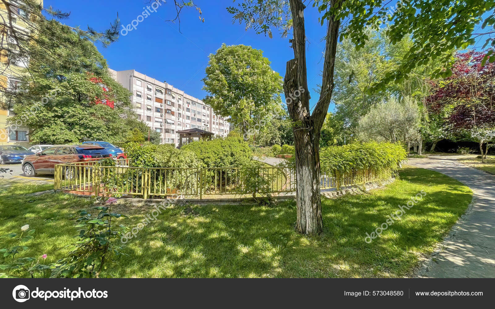 Atakoy Istanbul May 2022 Atakoy District Istanbul Its Green Nature ...