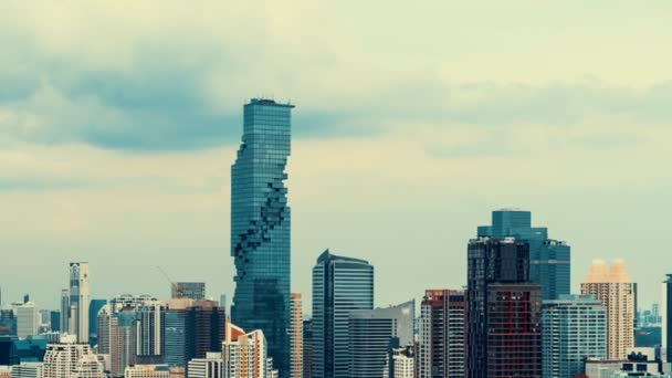 Time lapse cityscape and high-rise buildings in metropolis city center ...